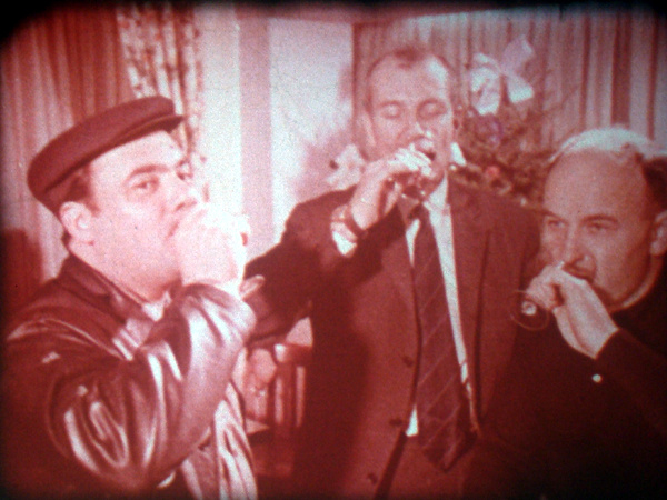 Scopitone d'Annie Cordy "Six Roses" (Film 16 mm) | Bd-cine.com